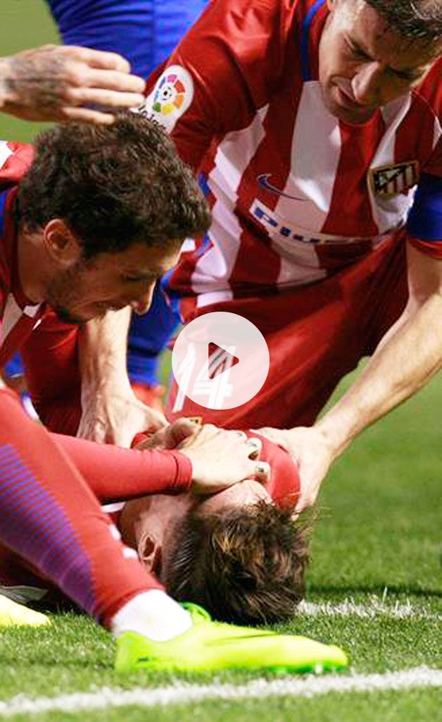 What to do if a footballer passes out?